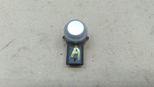 9813348777 : Parkeerhulp achter sensor en Parkeerhulp sensor voorzijde ...
