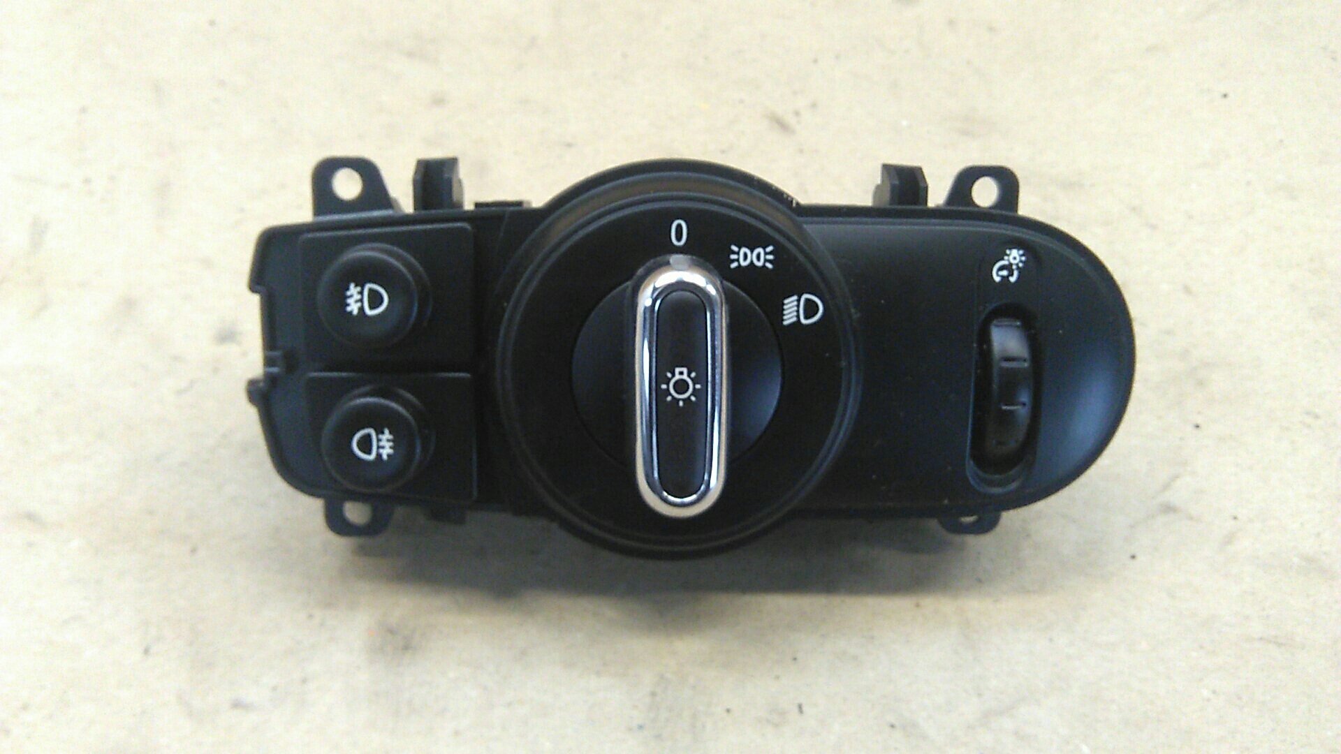 Mini MINI CLUBMAN (F54) Switch - light 6824878, 61316824878