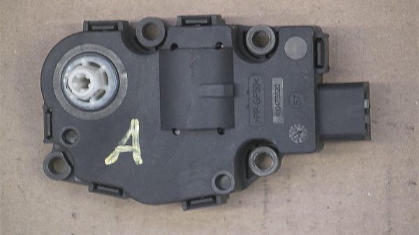 64119242058 : Varmereguleringsmotor og Varmeregulering - Autoparts24