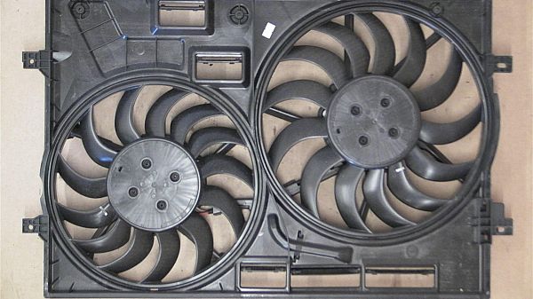 3Q0121203E : Kølerblæser el - Autoparts24