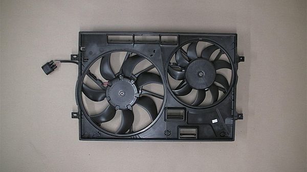 3Q0121205 : Kølerkappe og Kølerblæser el - Autoparts24