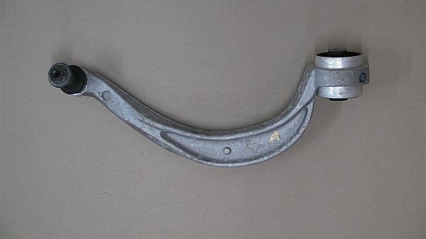 8K0-407-693-AD : Draagarm lvoor onder - Autoparts24