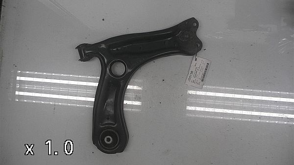 6R0-407-152-A : Draagarm lvoor onder - Autoparts24