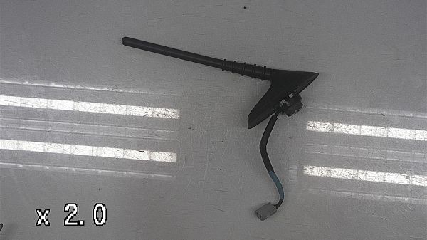 Mazda 2 - Antenne 2 | Autoparts24