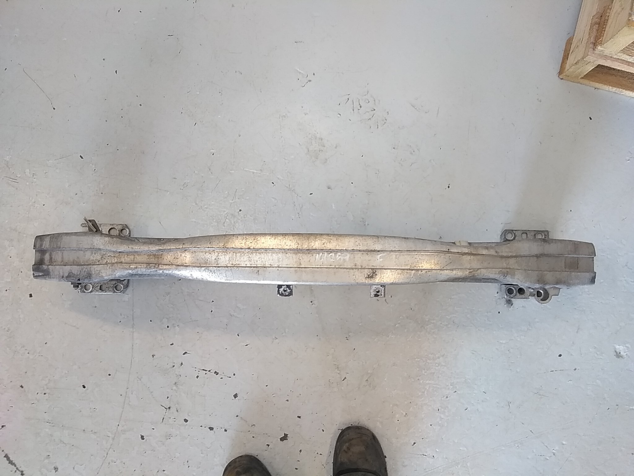 Audi A8 (4E2, 4E8) Stoßstange vorn ohne Anbauteile 4E0 807 109 AK