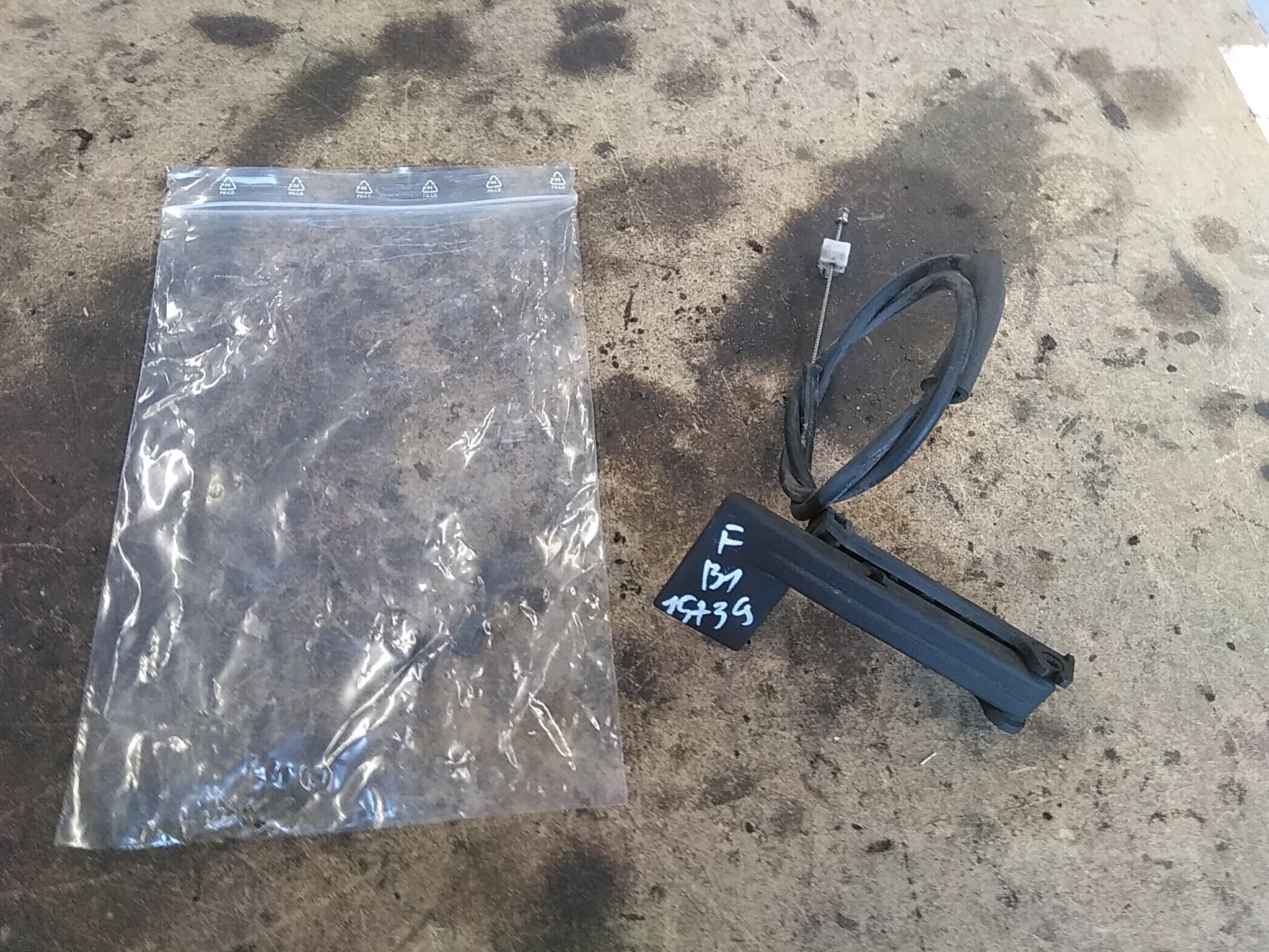 Citroën C3 III (SX) Motorhauben Bowdenzug 98 081 835 80