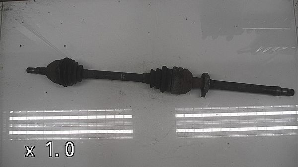 95520731 : Aandrijfas voor - Autoparts24