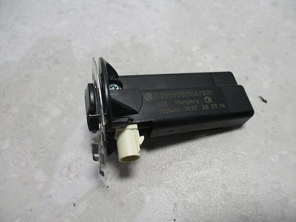 Brugt Mercedes-Benz CLA - antenne | Autoparts24