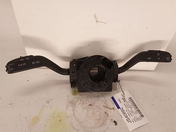 7H0-953-513-C-9B9 : Kontakt - kombi - Autoparts24