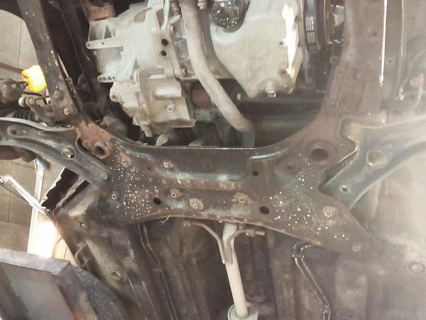 Suzuki Splash - Vooras kompleet Splash | Autoparts24