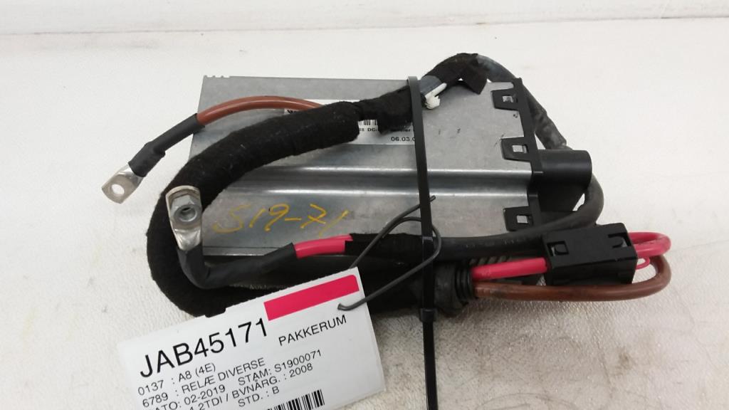 Originale Diversi Relè Audi A8 (4E2, 4E8) 2008