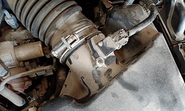 2220426010 : Luftmængdemåler - Autoparts24