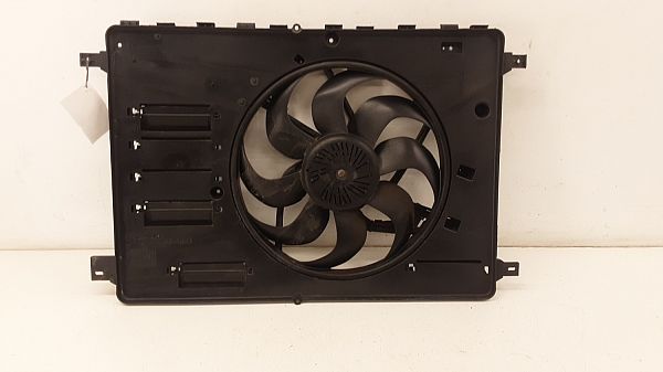 1768199 : Radiator bovenkant en Koelvin / Vin - Autoparts24