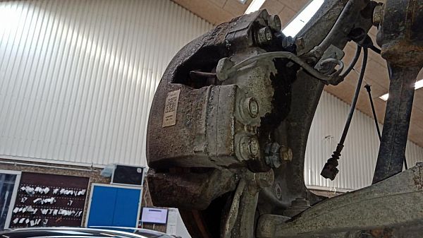 4G0615125: Bremssattelhalter / Bremsgabel, Bremssattel vorne rechts ...