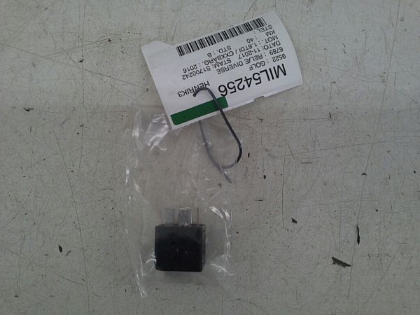 4H0951253A : Relæ - diverse og Relæ - visker - Autoparts24