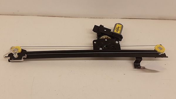 1368922080 : Portierruitmotor en Raamhevel - Autoparts24