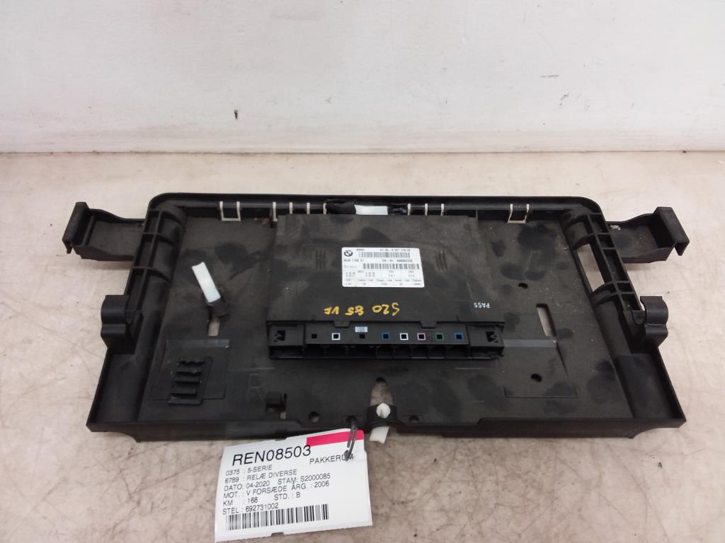 ORIGINALE Diversi Relè Sinistri BMW 5 (E60) 2006