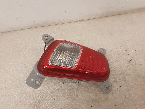 92405-G6 : Mistlamp, achter en achteruitrijlicht - Autoparts24