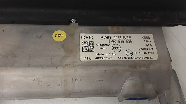 8W0919605: Radio mutidisplay, Multischerm / weergave, Display ...
