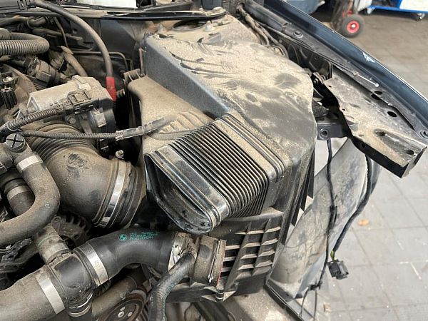 13-71-7-543-162 : Luftfilter - Autoparts24