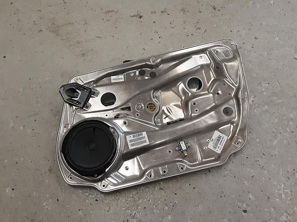 2127201679 : Ruderegulator og Rudemotor - Autoparts24