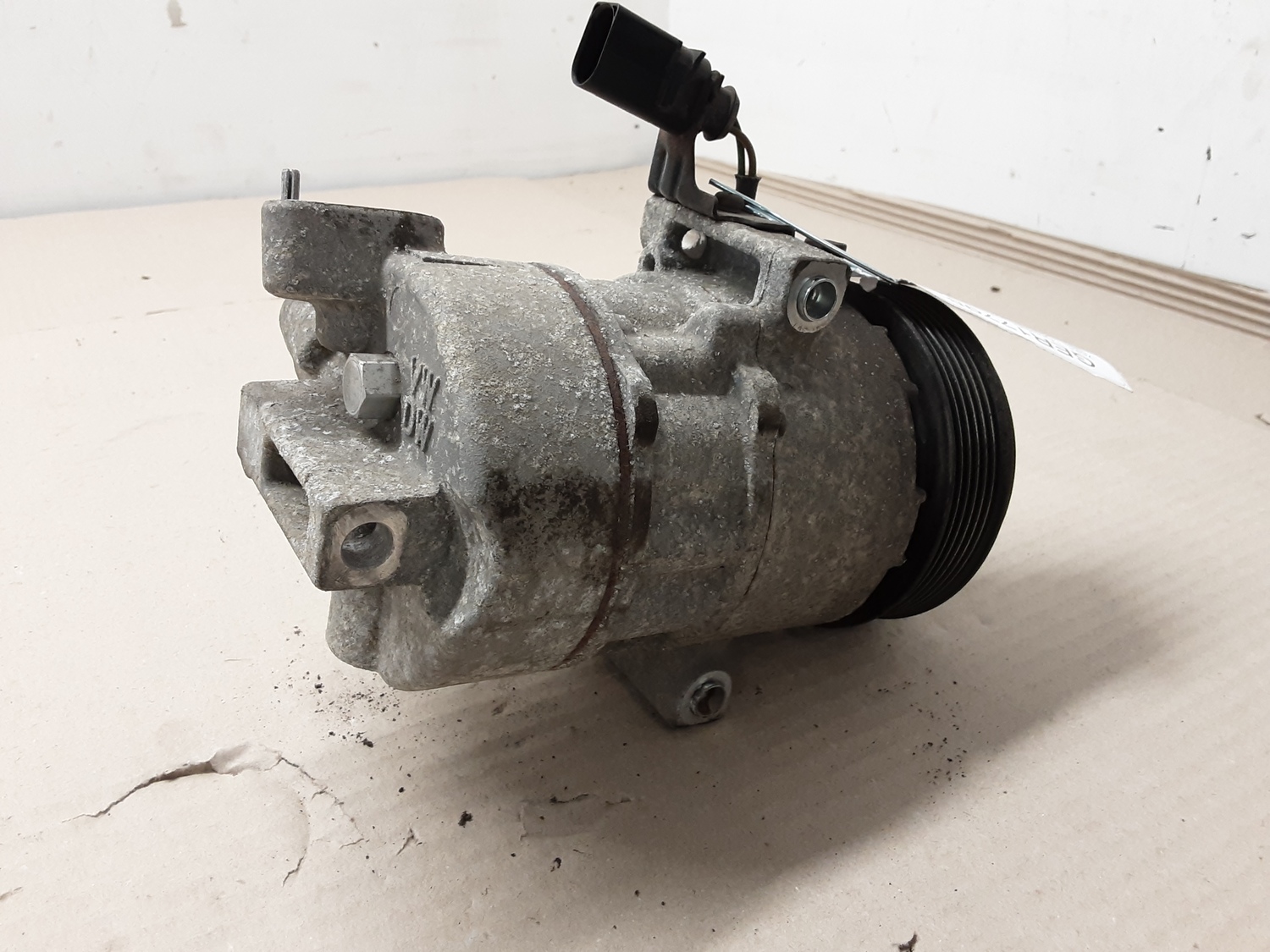 1S0-820-803-F : Airconditionpumpe - Autoparts24