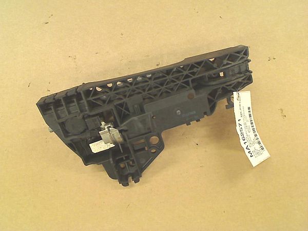 8T0-837-205-A-GRU : Handgriff aussen - Autoparts24