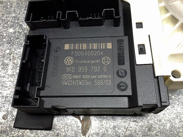 1K0959792G : Portierruitmotor en Raamhevel - Autoparts24