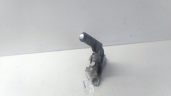 1K0711303P-3Q7 : Handremhendel - Autoparts24