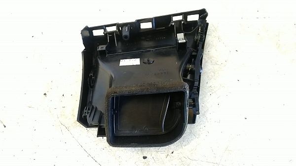 64229227768 : Frischluftdüse - Autoparts24