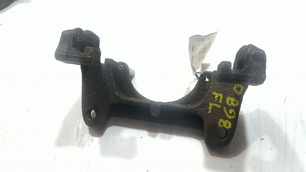 4F0-615-125: Bremssattelhalter / Bremsgabel, Bremssattel vorne rechts ...