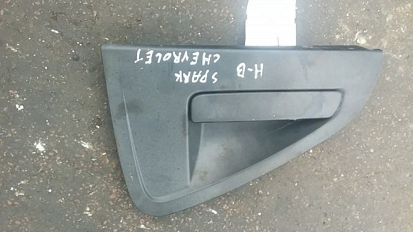 Chevrolet Spark - Handgreep / deurgreep achterklep Spark | Autoparts24