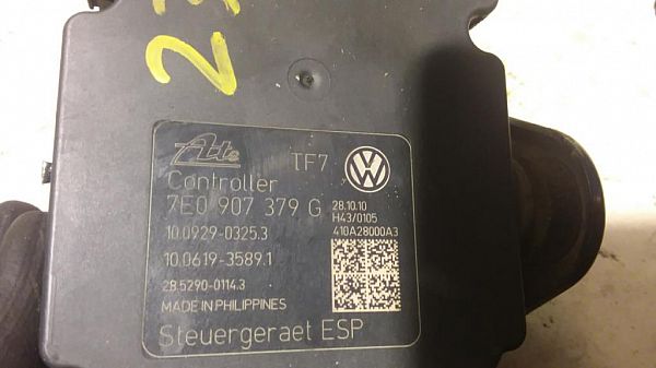 7E0-907-379-G : ABS pomp - Autoparts24