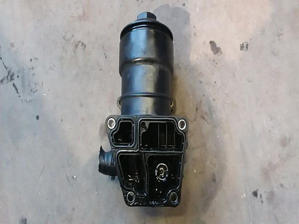 03L-115-389-C : Oliefilter - konsol - Autoparts24