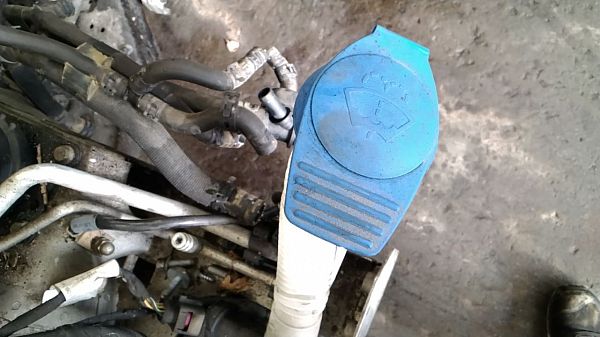 Skoda Rapid Wischwaschbehaelter mit Motor gebraucht kaufen | Autoparts24