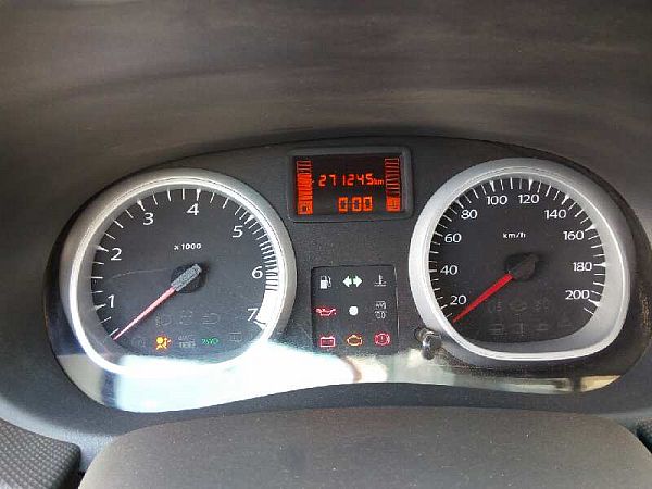Brugt Dacia Duster - speedometer | Autoparts24