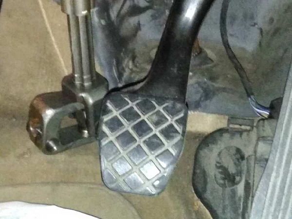 VW Passat - Rempedaal Passat | Autoparts24