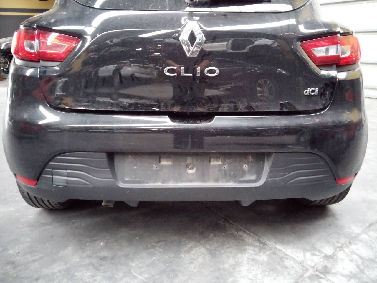 Renault Captur Stoßstange hinten kpl. gebraucht kaufen | Autoparts24