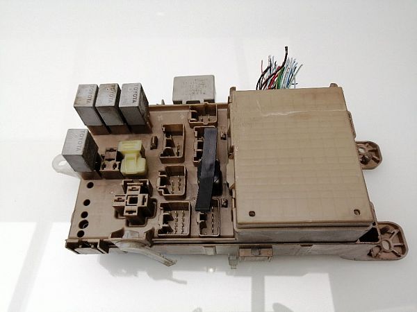 Toyota Corolla Sicherungskasten gebraucht kaufen | Autoparts24