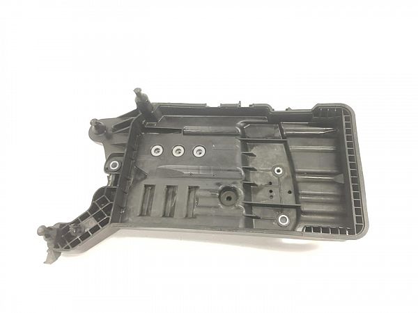 Brugt Audi Q3 - elektriskedele div. | Autoparts24