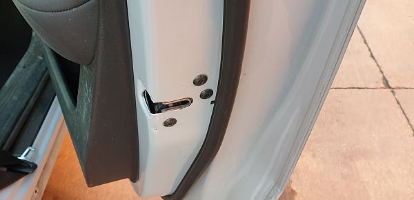 31440998 : Dørlås og Centrallås - Autoparts24