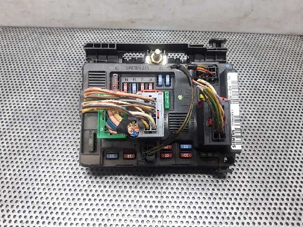 Citroën C2 - Bezpieczniki / Skrzynka bezpieczników C2 | Autoparts24