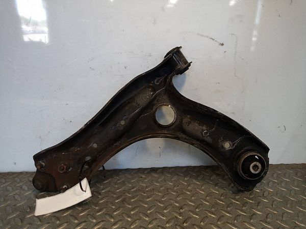 6R0-407-152-A : Bærearm forrest nederst - Autoparts24