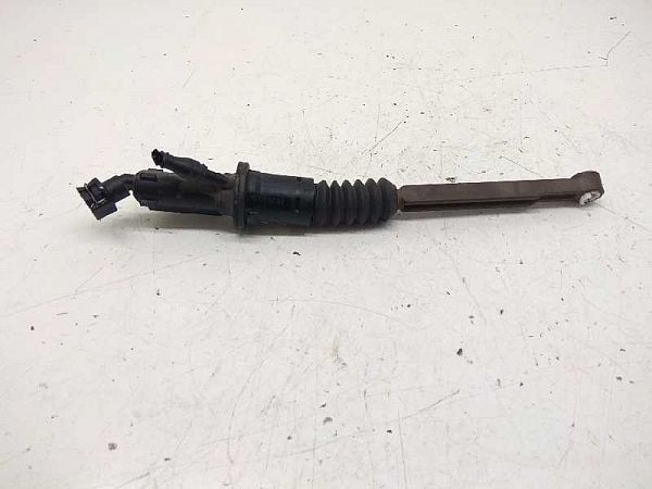 Brugt Peugeot 208 - koblingshovedcylinder | Autoparts24