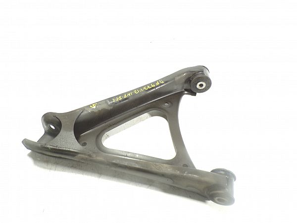 7L0505311B : Bærearm bag og Spindel - bag - Autoparts24