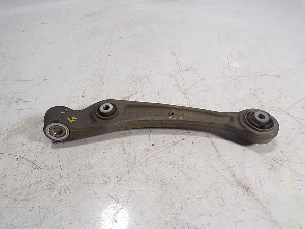 8K0407152D : Bærearm forrest nederst - Autoparts24