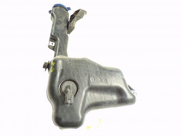 A2048690520 : Sprinklerbeholder og Brændstoftank - Autoparts24