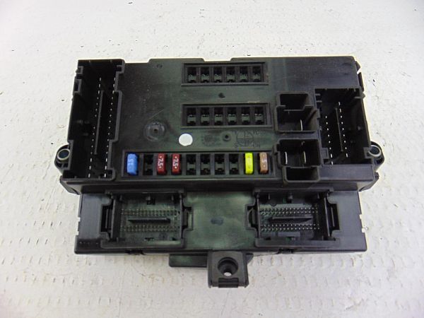 Iveco Daily - Bezpieczniki / Skrzynka bezpieczników Daily | Autoparts24