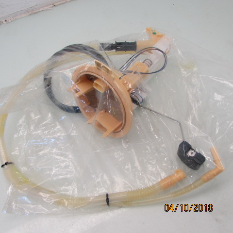 3Q0919673H : Tankmåler og Brændstofpumpe - Autoparts24