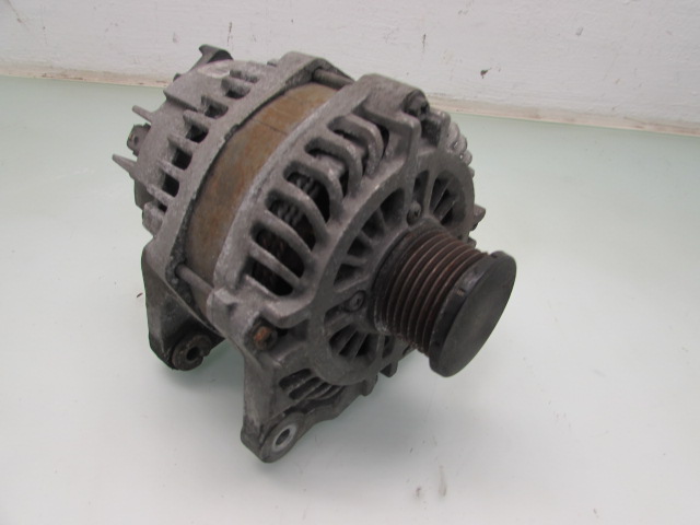 231008137R : Generator - Autoparts24